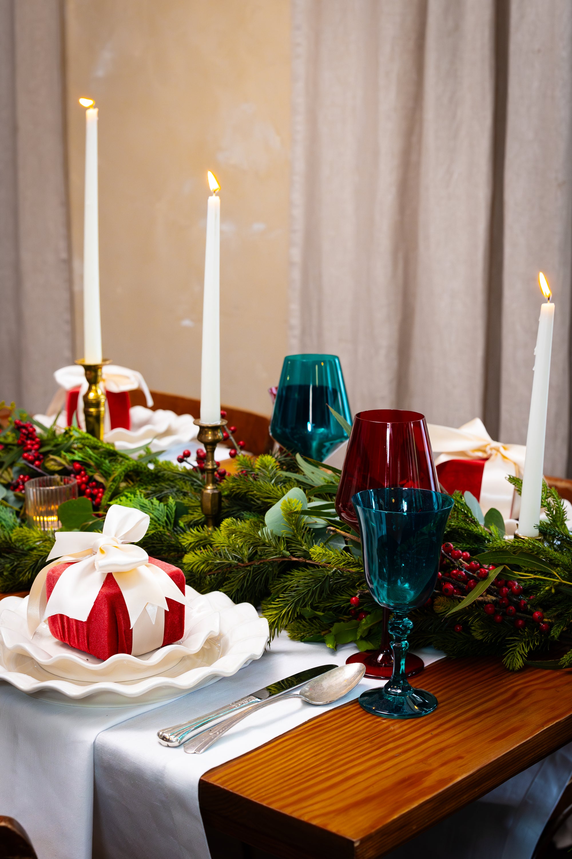 Warm Holiday Greetings from Estelle – Estelle Colored Glass