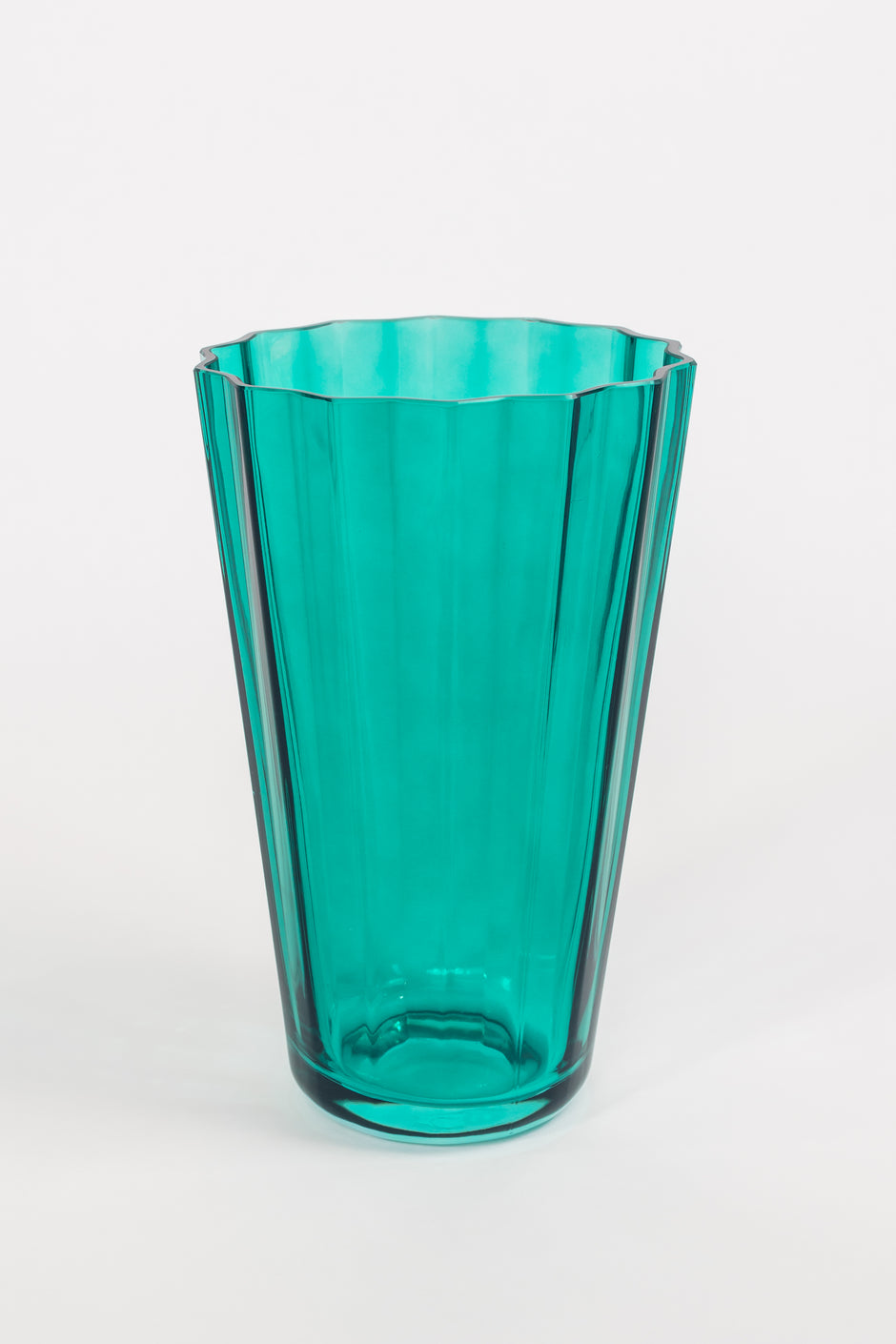 Sunday Vases – Estelle Colored Glass